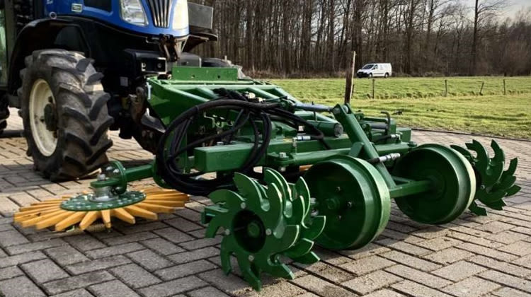 Speed line weeder - Hissink